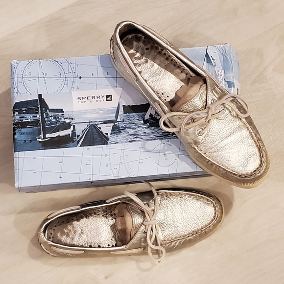 Sperry | Shoes | Last Chance Sperry Gold Topsider In Leather | Poshmark